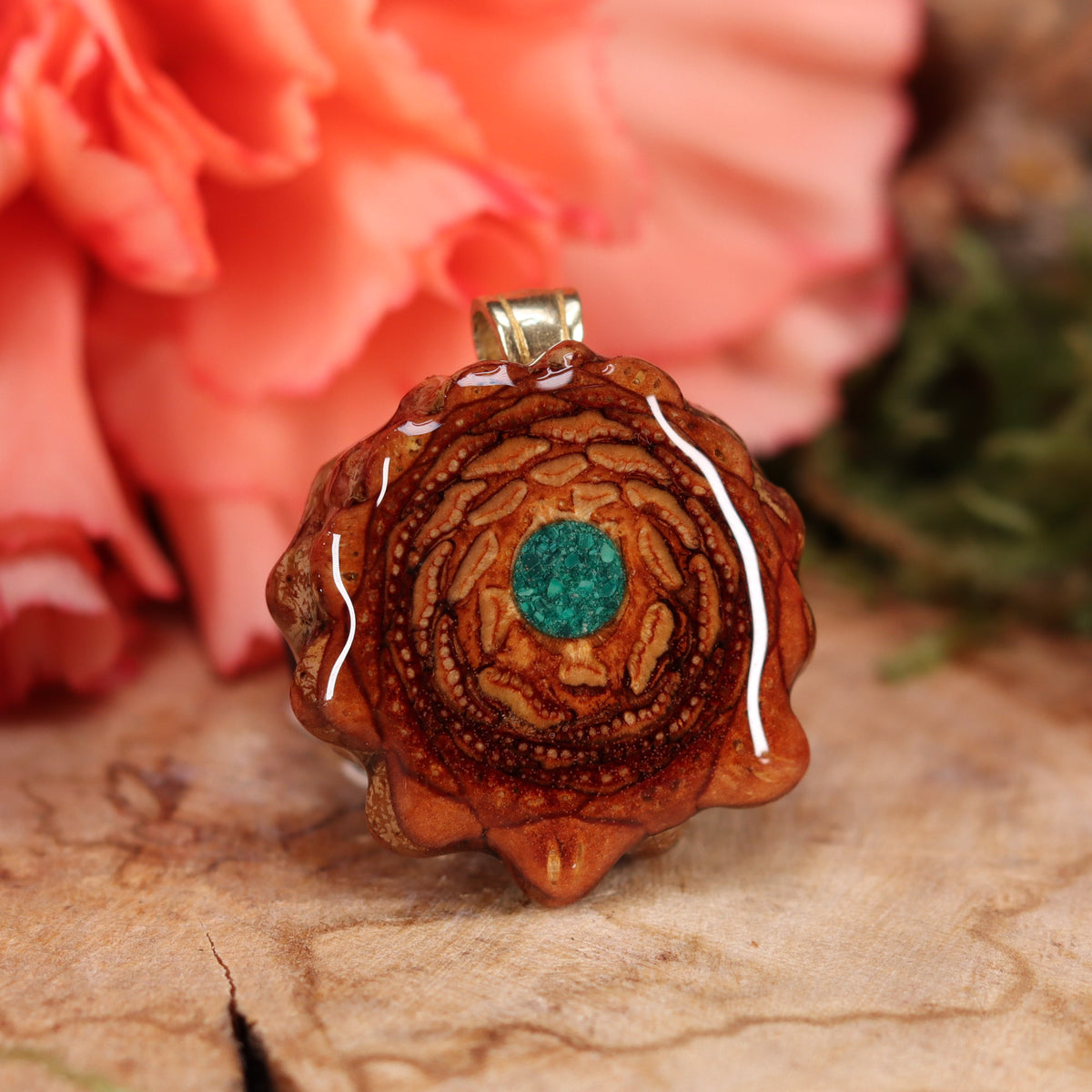 Crushed Malachite (Glows) – Third Eye Pinecones