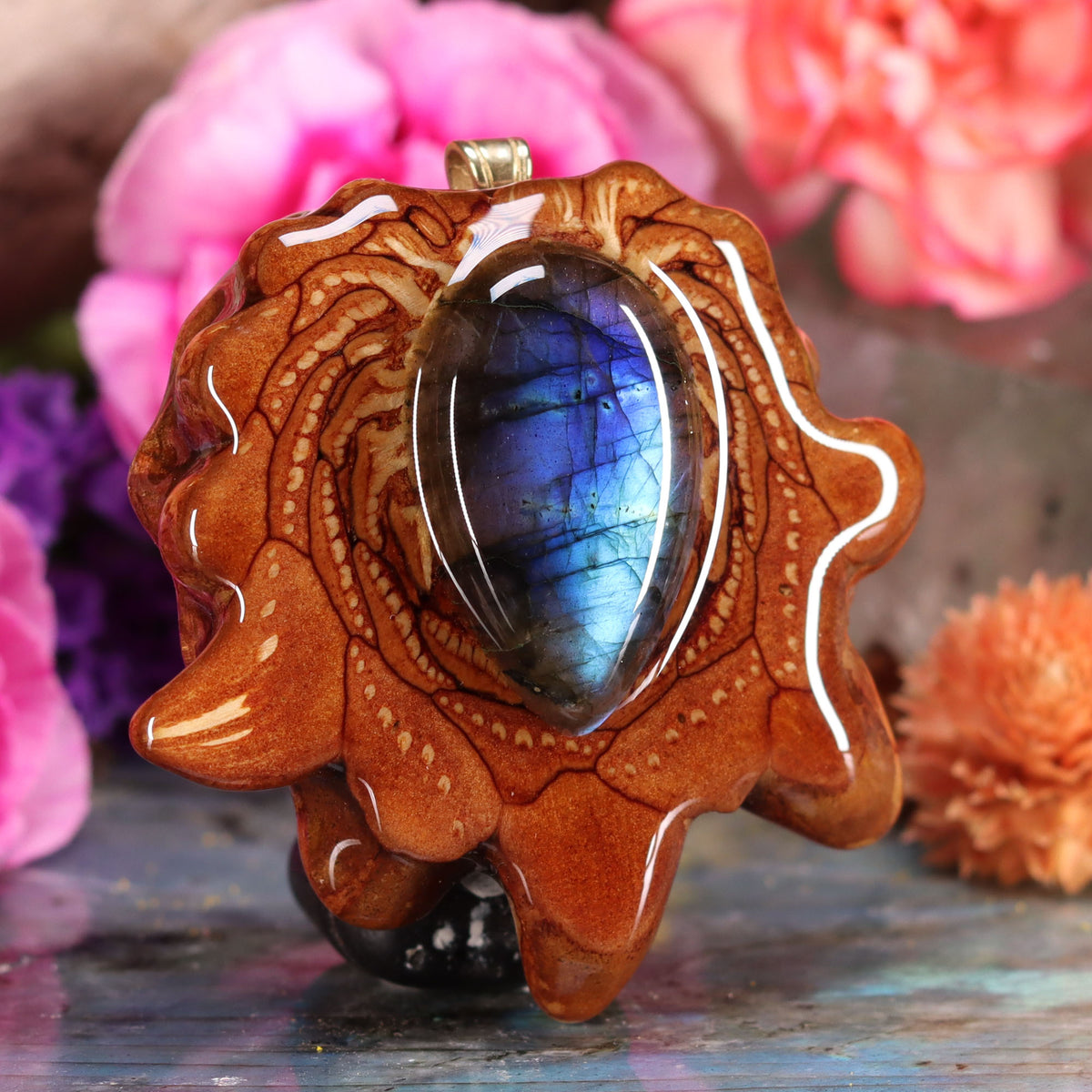 Labradorite – Third Eye Pinecones