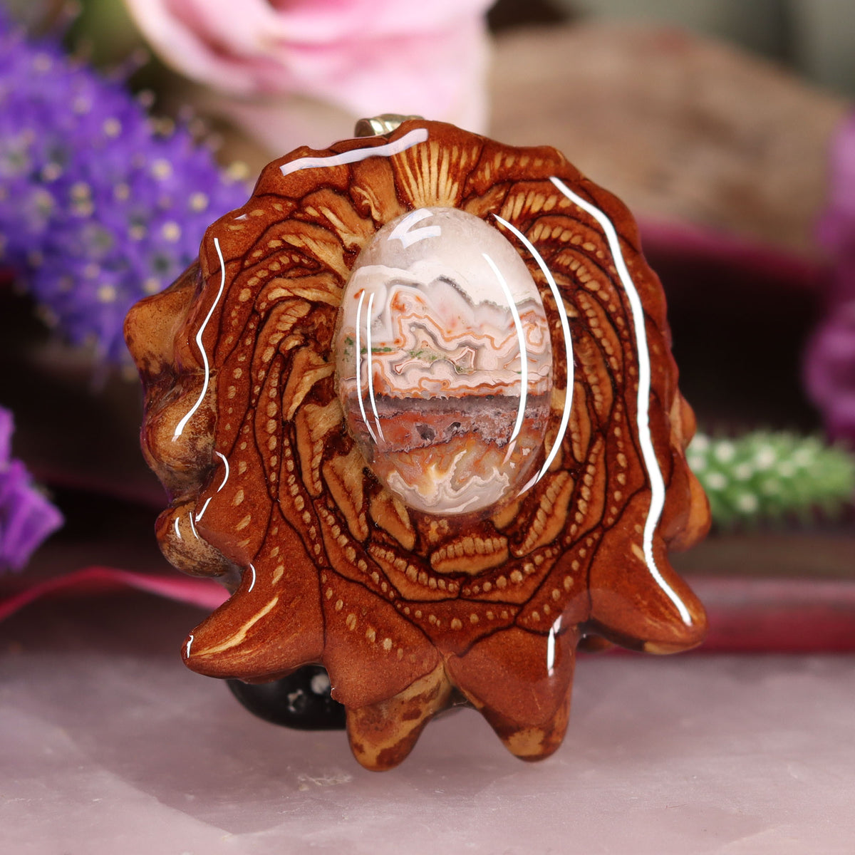 Crazy Lace Agate – Third Eye Pinecones