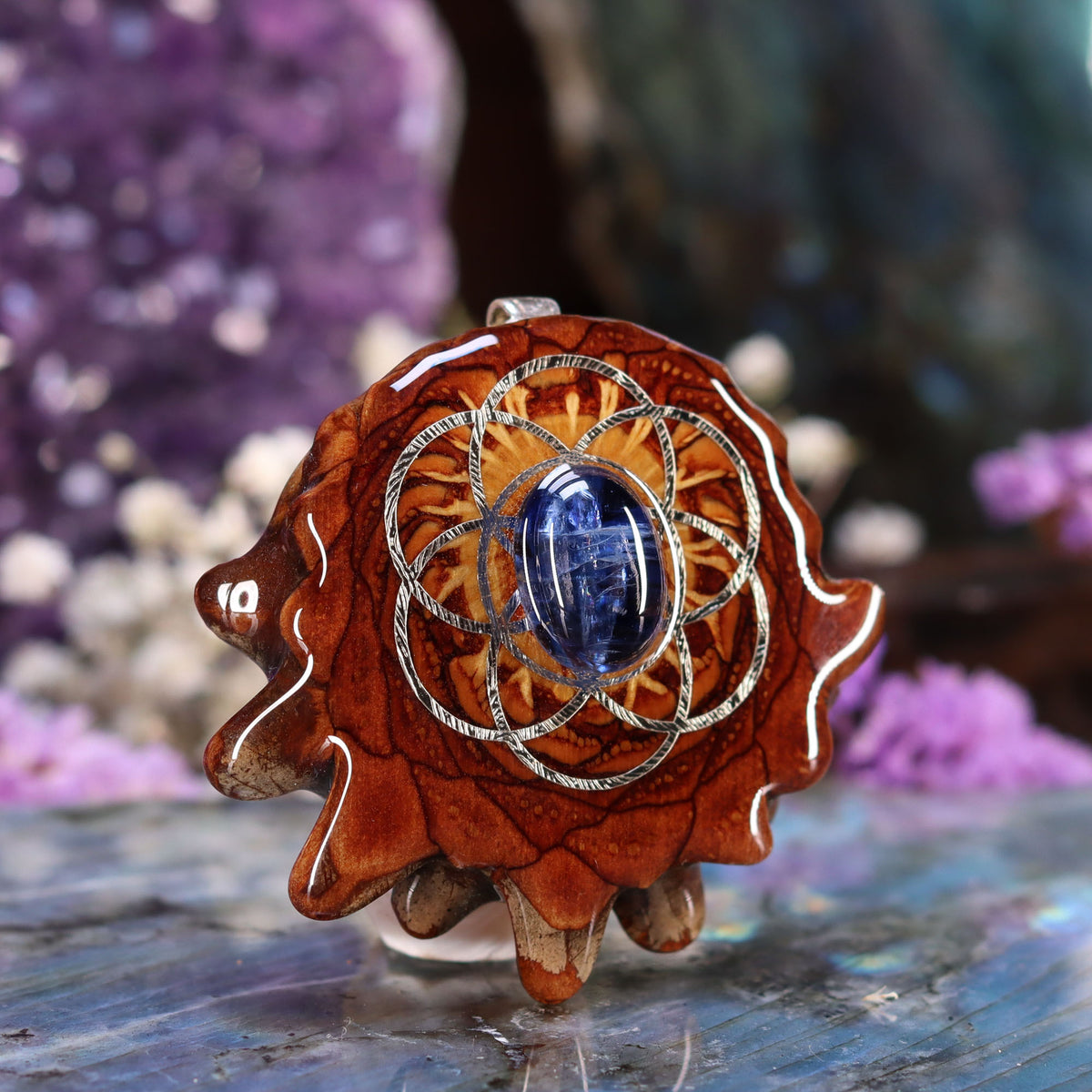 Blue Kyanite with Silver Seed of Life – Third Eye Pinecones