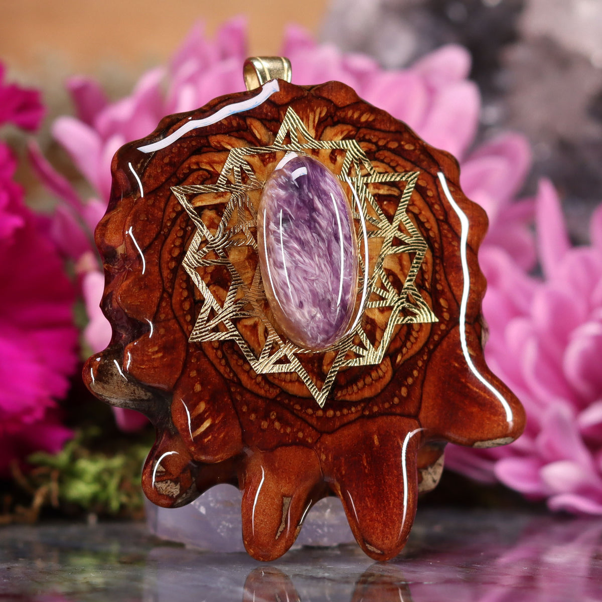 Charoite with Gold 64 Star Tetrahedron – Third Eye Pinecones