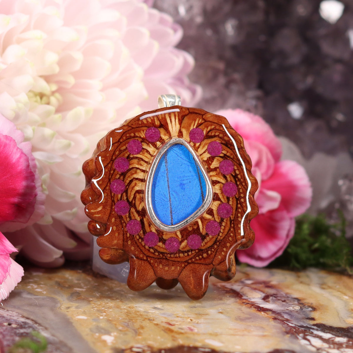 Blue Morpho Butterfly Wing with Multi-Glow – Third Eye Pinecones