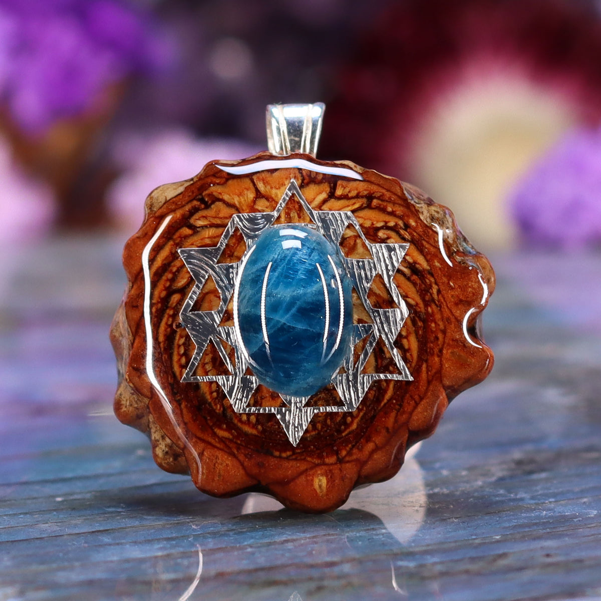Blue Apatite with Silver 64 Star Tetrahedron – Third Eye Pinecones