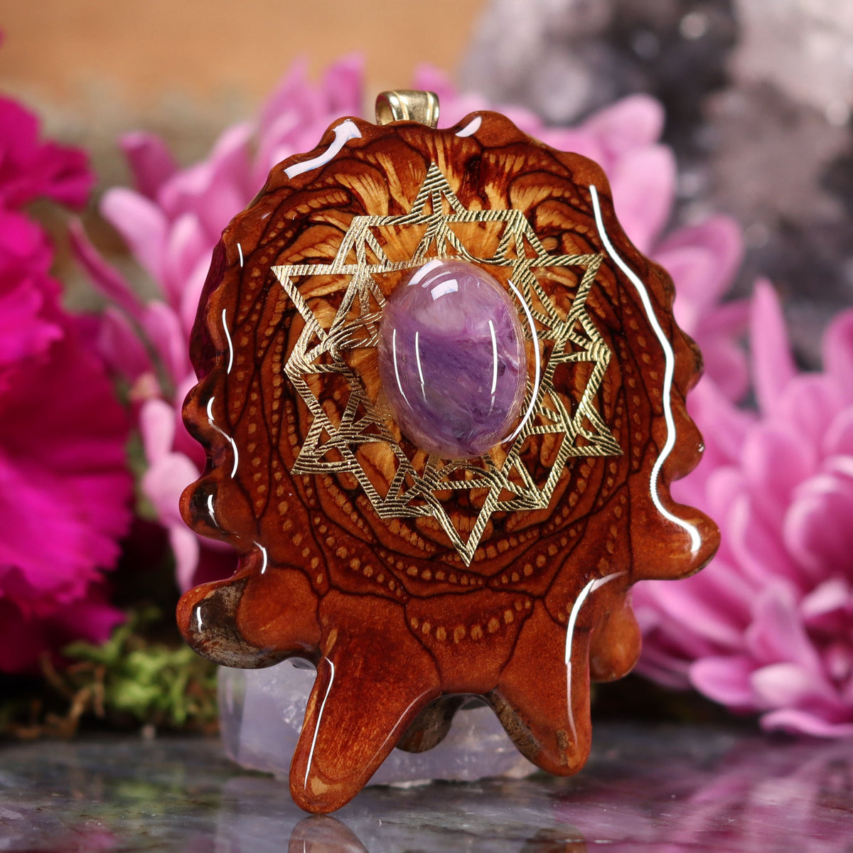 Charoite with Gold 64 Star Tetrahedron – Third Eye Pinecones